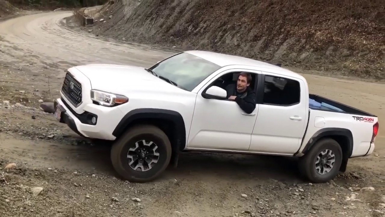 2018 TACOMA CRAWL CONTROL DEMONSTRATION - YouTube