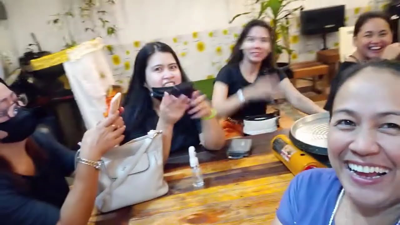 SAMGYUPSAL SA BINAN || CO-WORKERS BONDING - YouTube