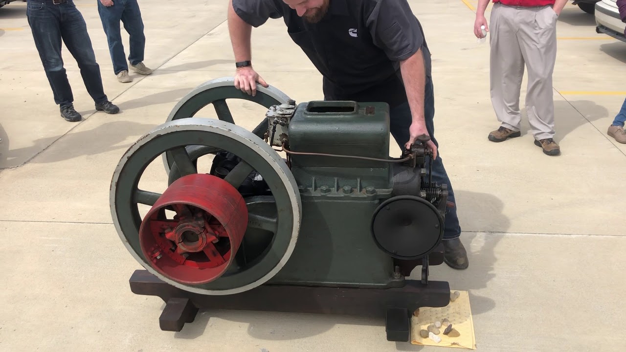 Starting 100 year old Cummins engine - YouTube