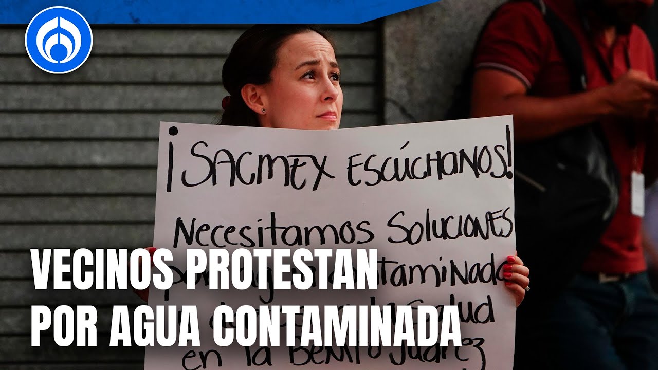 Continuan protestas de vecinos afectados por agua contaminada - YouTube