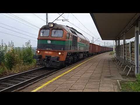 M62-1211 Polmiedź z weglarkami na przystanku PKP Rybnik Paruszowiec ...
