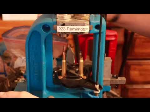 Dillon 550 setup. Loading .223 - YouTube