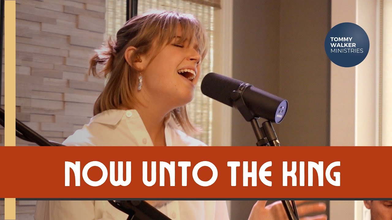 Tommy Walker feat. Eileen Walker – "Now Unto the King" (1 Timothy 1:17) | Soulful Scripture ...