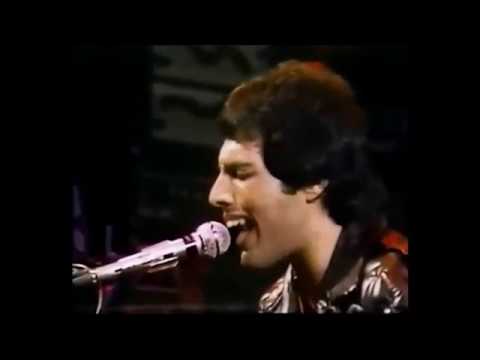 Queen Somebody To Love 1979 - YouTube