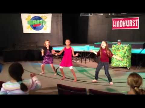 Freeze Dance game @ Reality Kids - YouTube