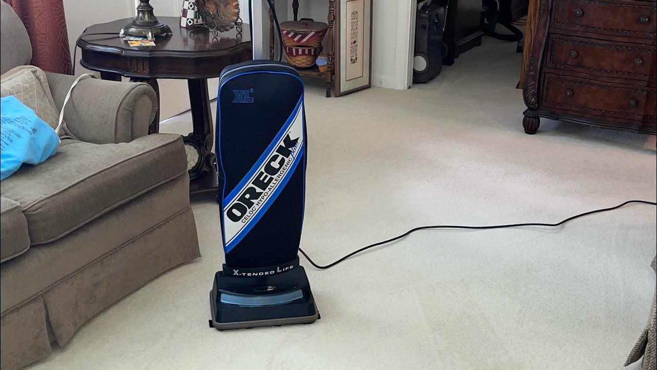 Oreck XL2 Ultra Natural Vacuuming - YouTube