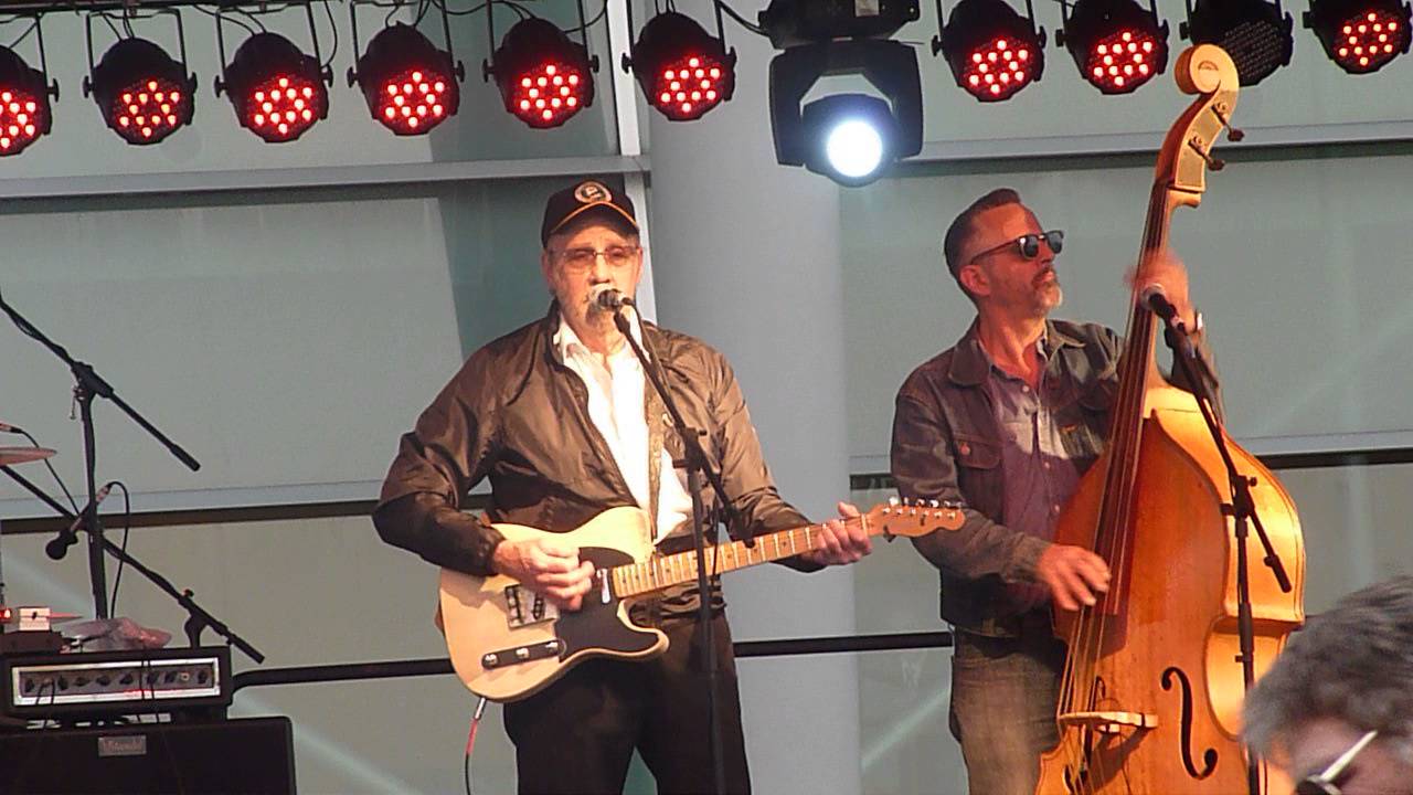 Jack Scott at the Warren Birthday Bash 2015 - YouTube
