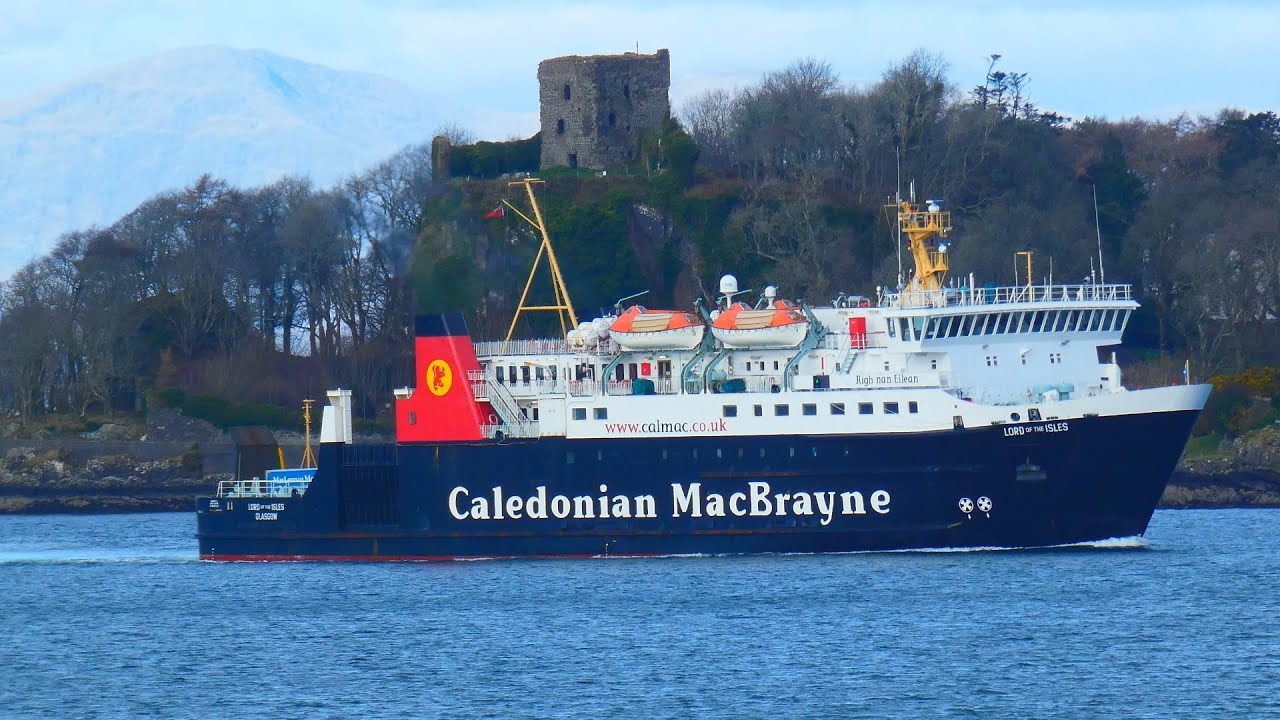 Outer Isles and Lismore Ferries at Oban - YouTube