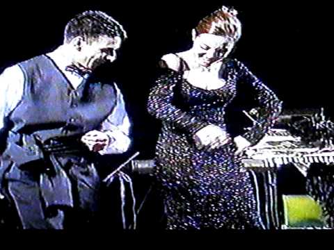 ebru gündes 15.11.1997 almanya frankfurt konseri