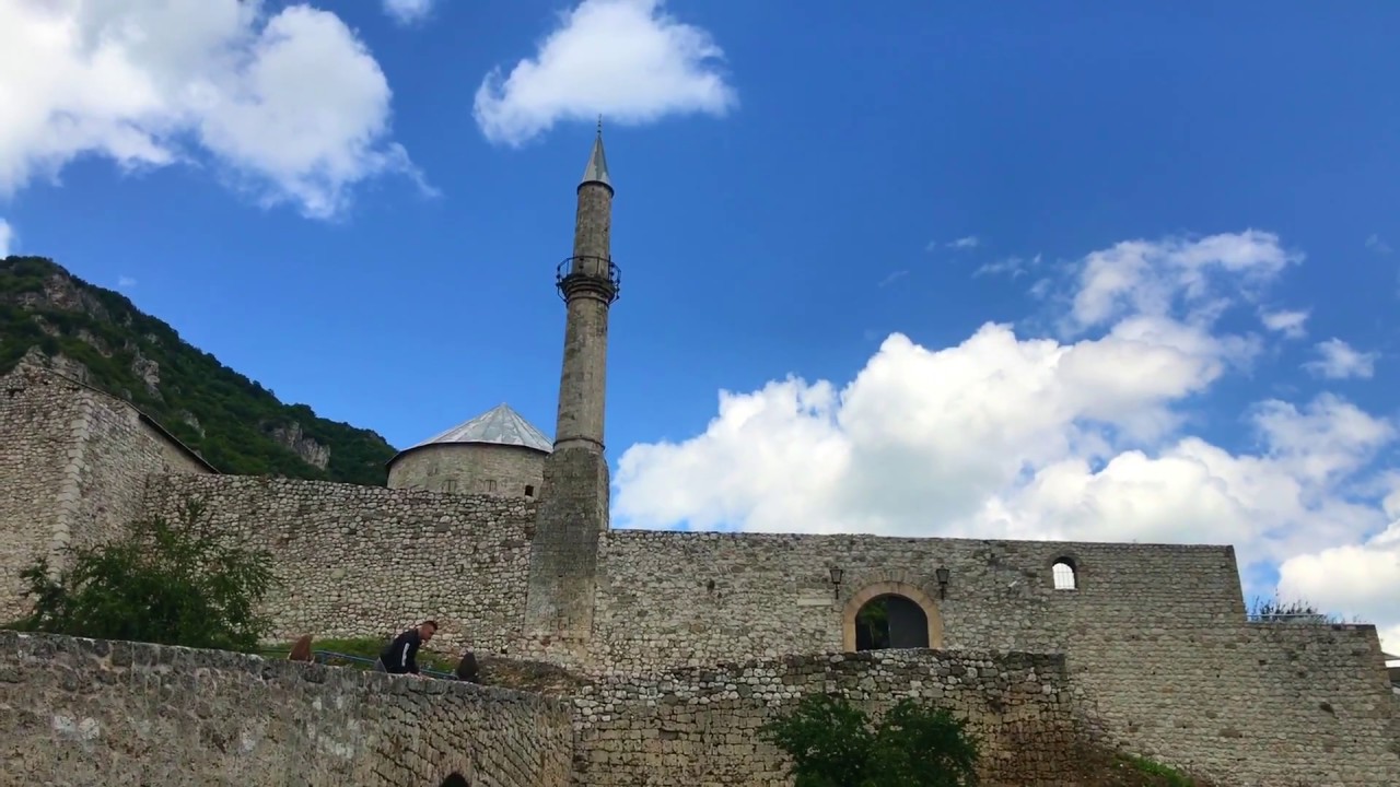 Tvrđava Stari grad - Travnik - YouTube