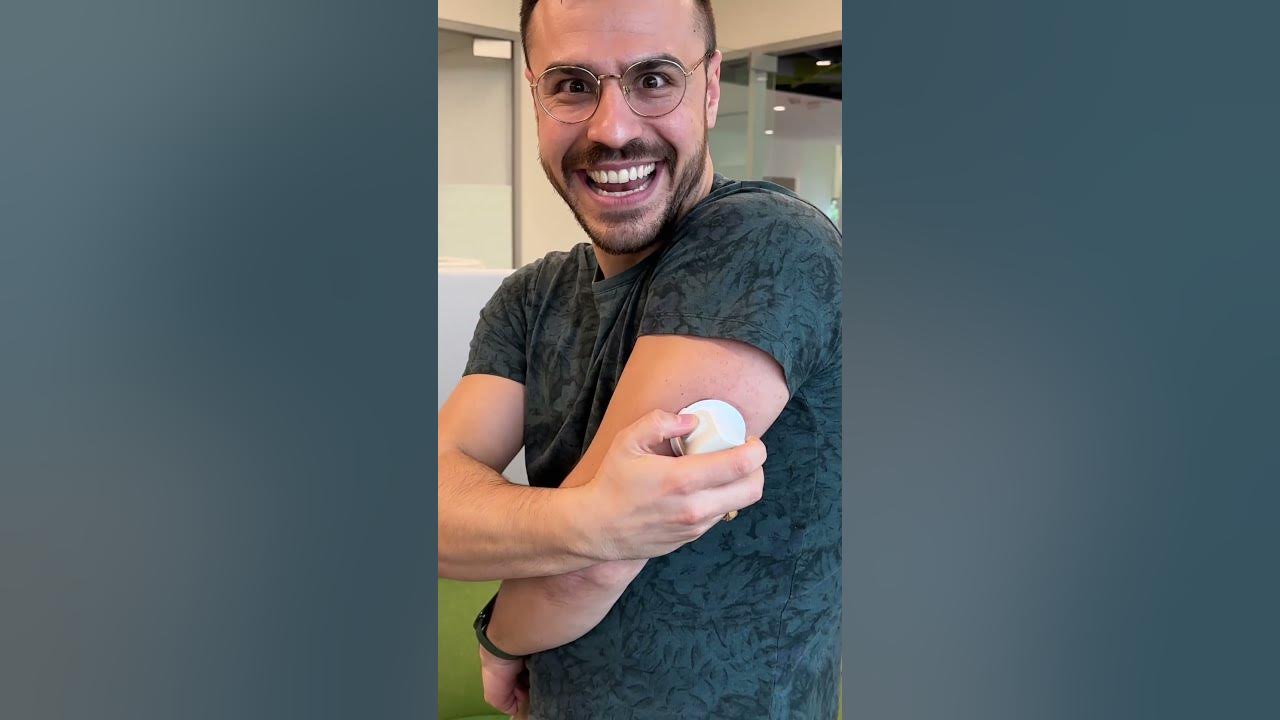 Putting on my first Dexcom G7! - YouTube