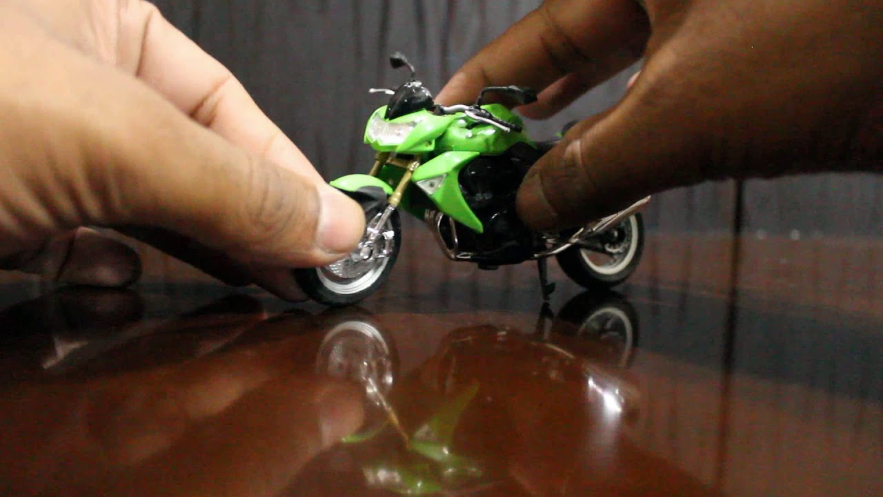 WELLY KAWASAKI Z1000 DIECAST MODEL MOTORCYCLE | SCALE 1:18 MINIATURE ...