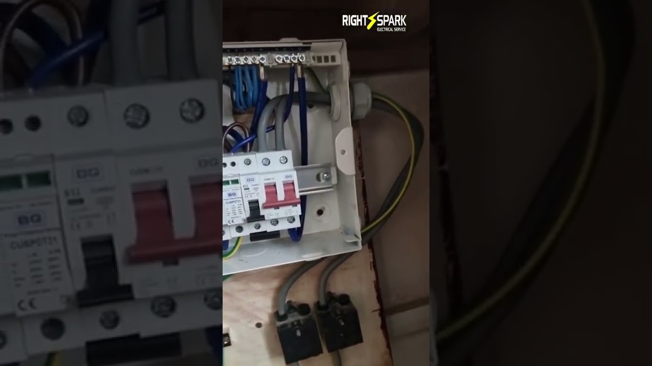 18th Edition Consumer Unit with SPD - YouTube