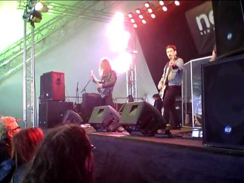 Maim live @ Nemis by Studiefrämjandet @ Sweden Rock Festival 2010 - YouTube