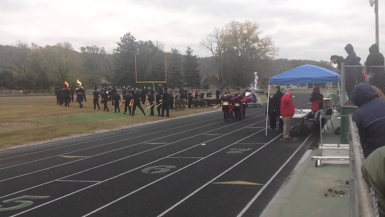 SAHS Red Dragon Band taking the field for competition - YouTube