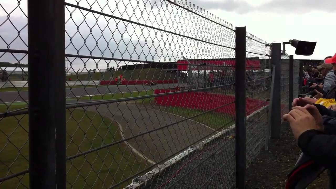 Wellington Straight - YouTube