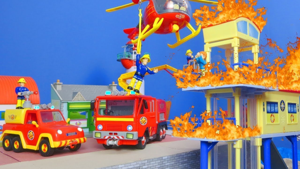 A helicopter rescue the ocean rescue center - YouTube