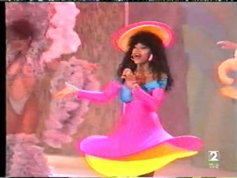 sara montiel despide ven al paralelo con Silvie Vartan - YouTube