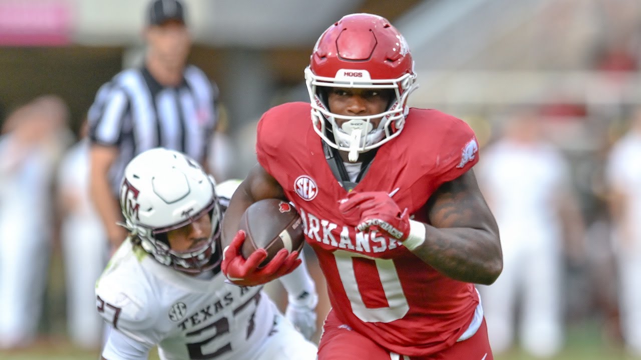 Razorbacks running back Braylen Russell, lineman E'Marion Harris on ...