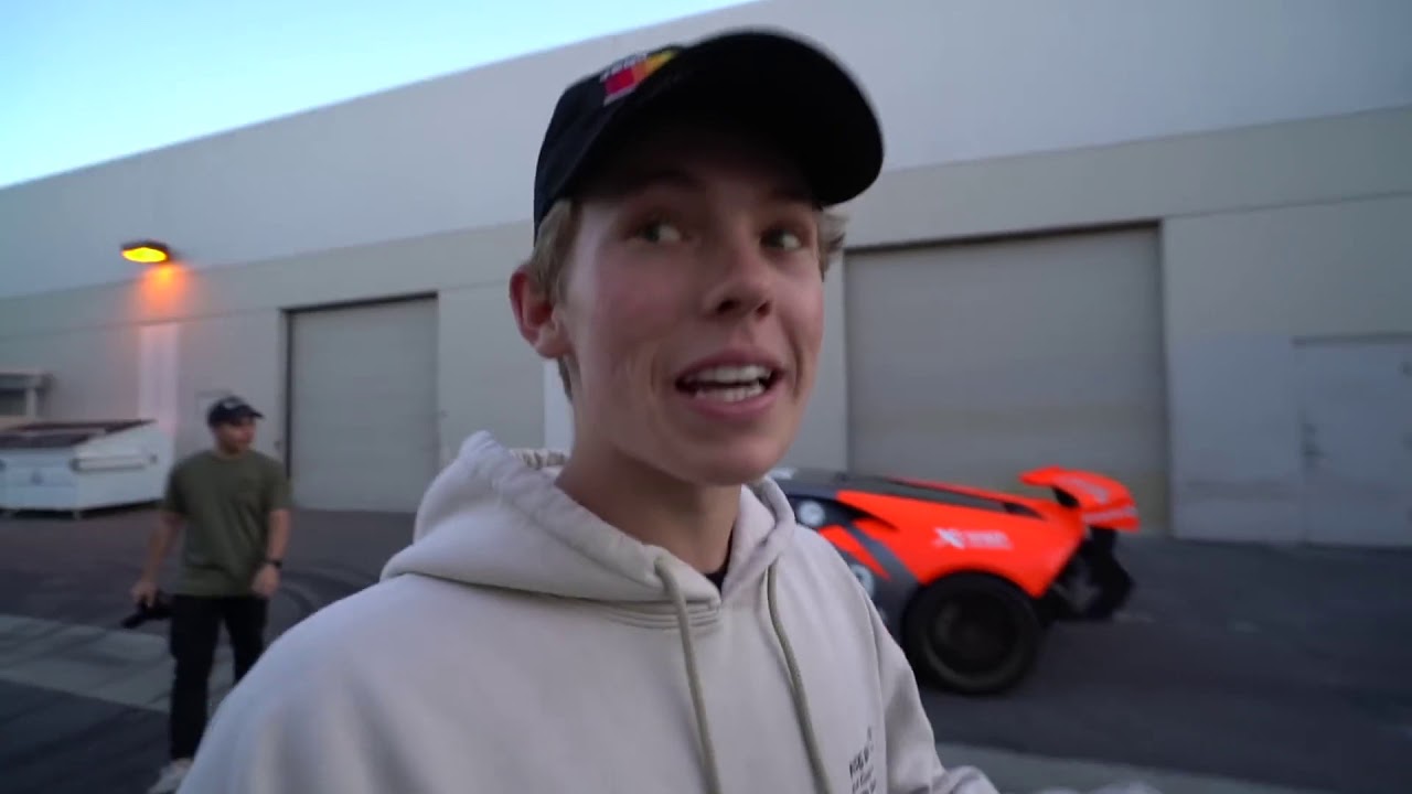 Tanner Fox BUYING A TWIN TURBO LAMBORGHINI!! Feat DDE - YouTube