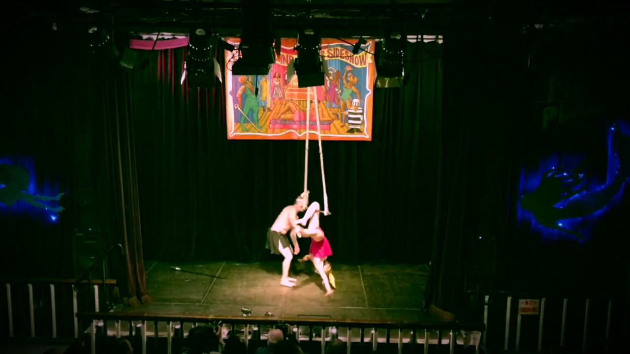 "Kill The Wabbit!" Looney Tunes Opera Tribute - YouTube