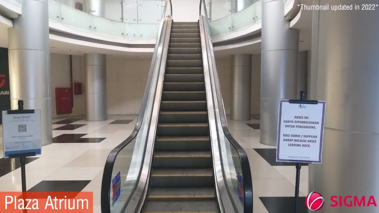 Sigma Escalator at Plaza Atrium, Jakarta - YouTube