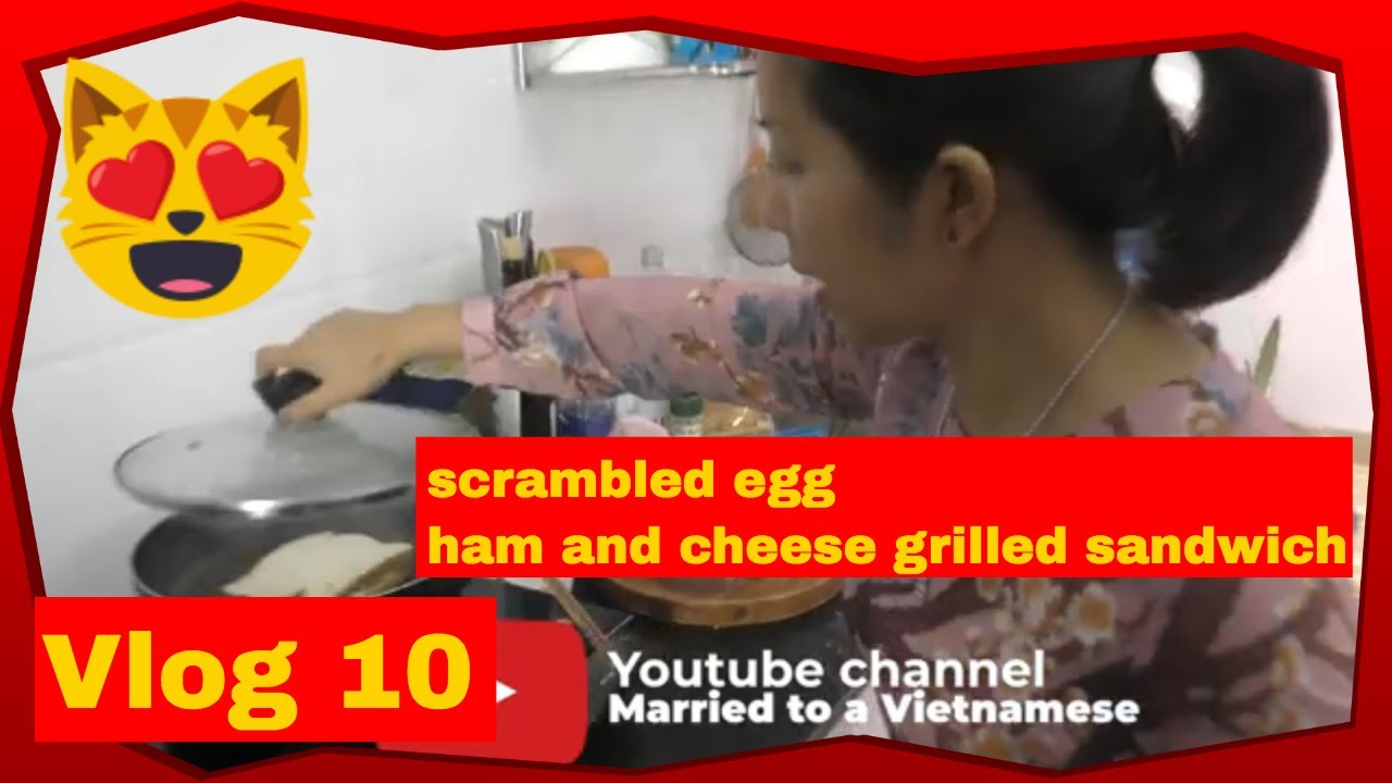 breakfast grilled cheese with soft scrambled egg recipe. yummy yummy ...