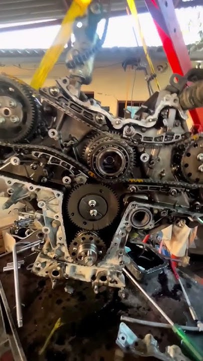 land cruiser v8 engine - YouTube
