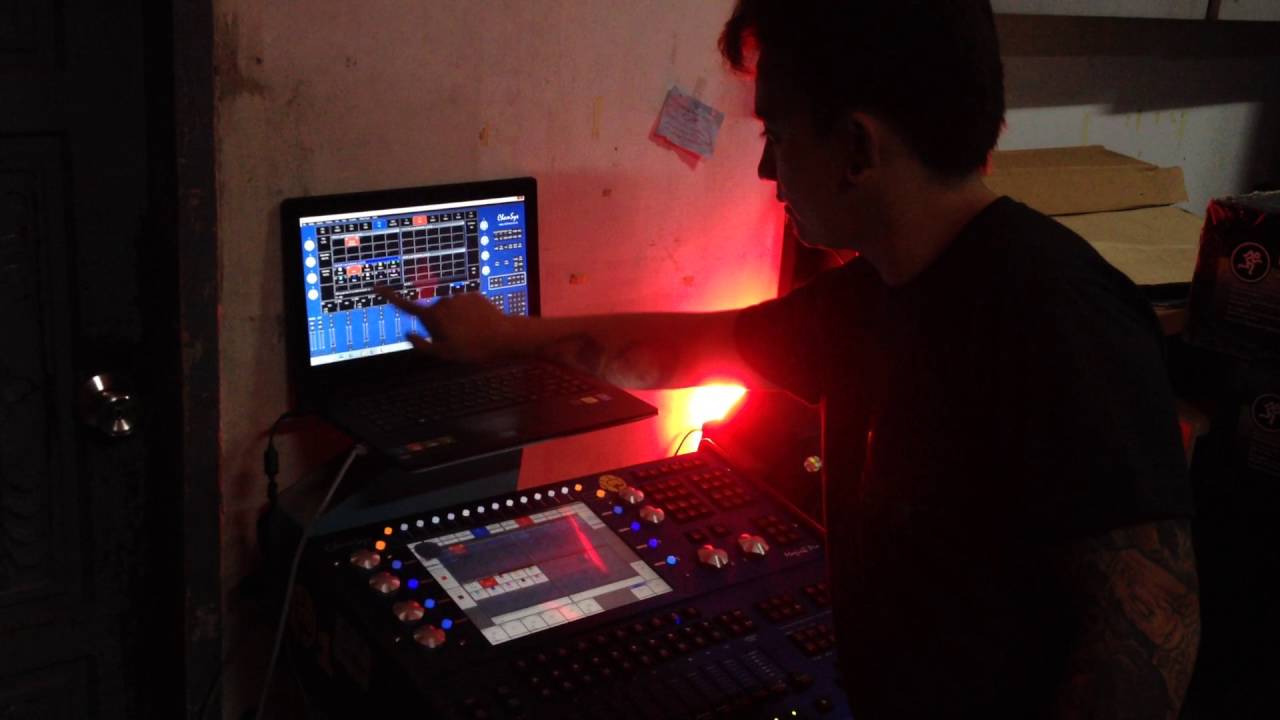 Remote control of MagicQ... - YouTube