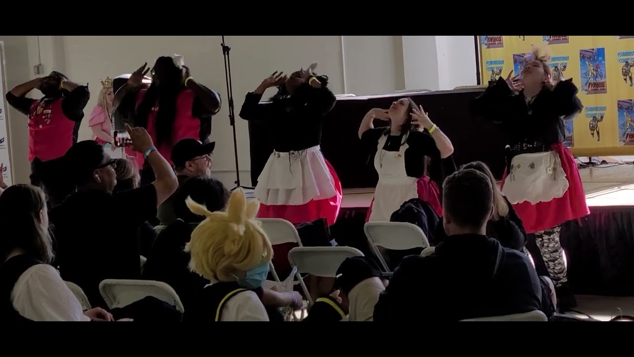 Maid Cafe dance show at Powerhouse Comic Con 2023 - YouTube