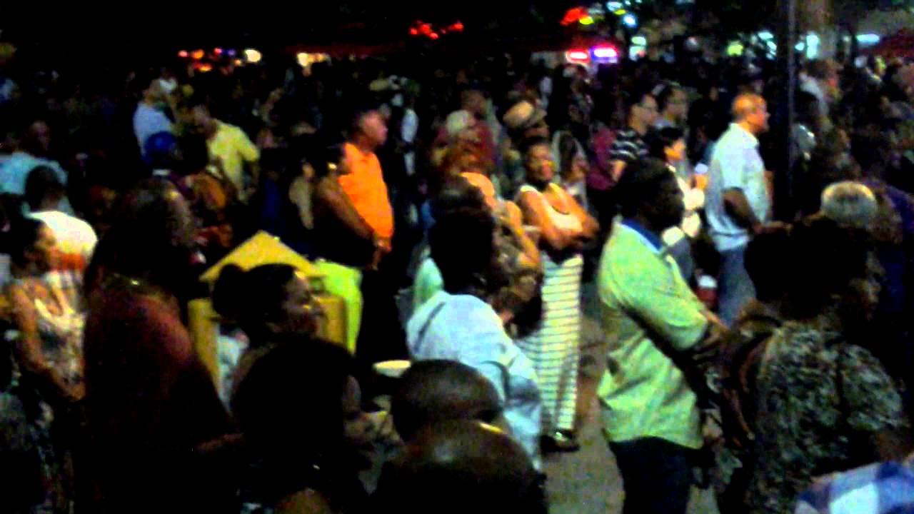 dimelo cantando - YouTube