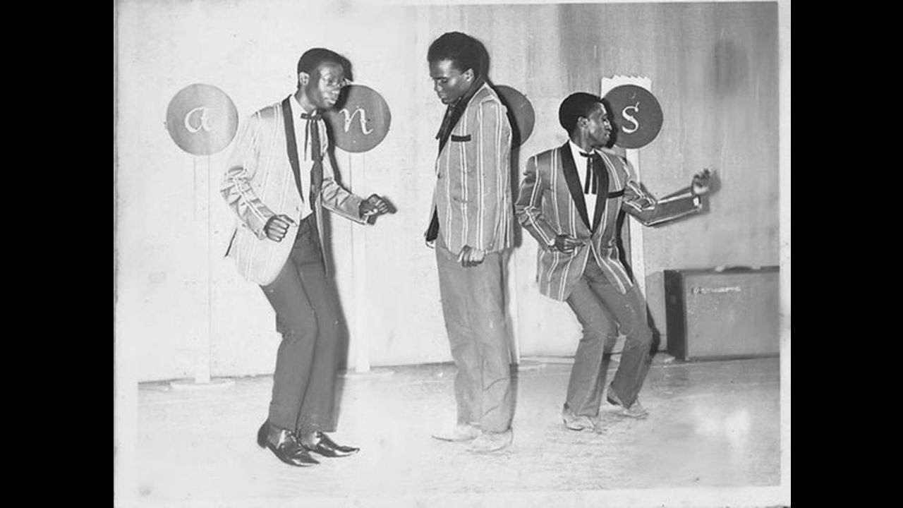 Mundeke by Cranes Band - YouTube