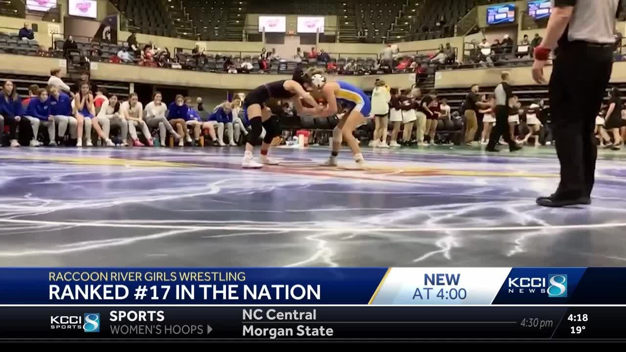 Raccoon River girls wrestling ranked No. 17 in the country - YouTube