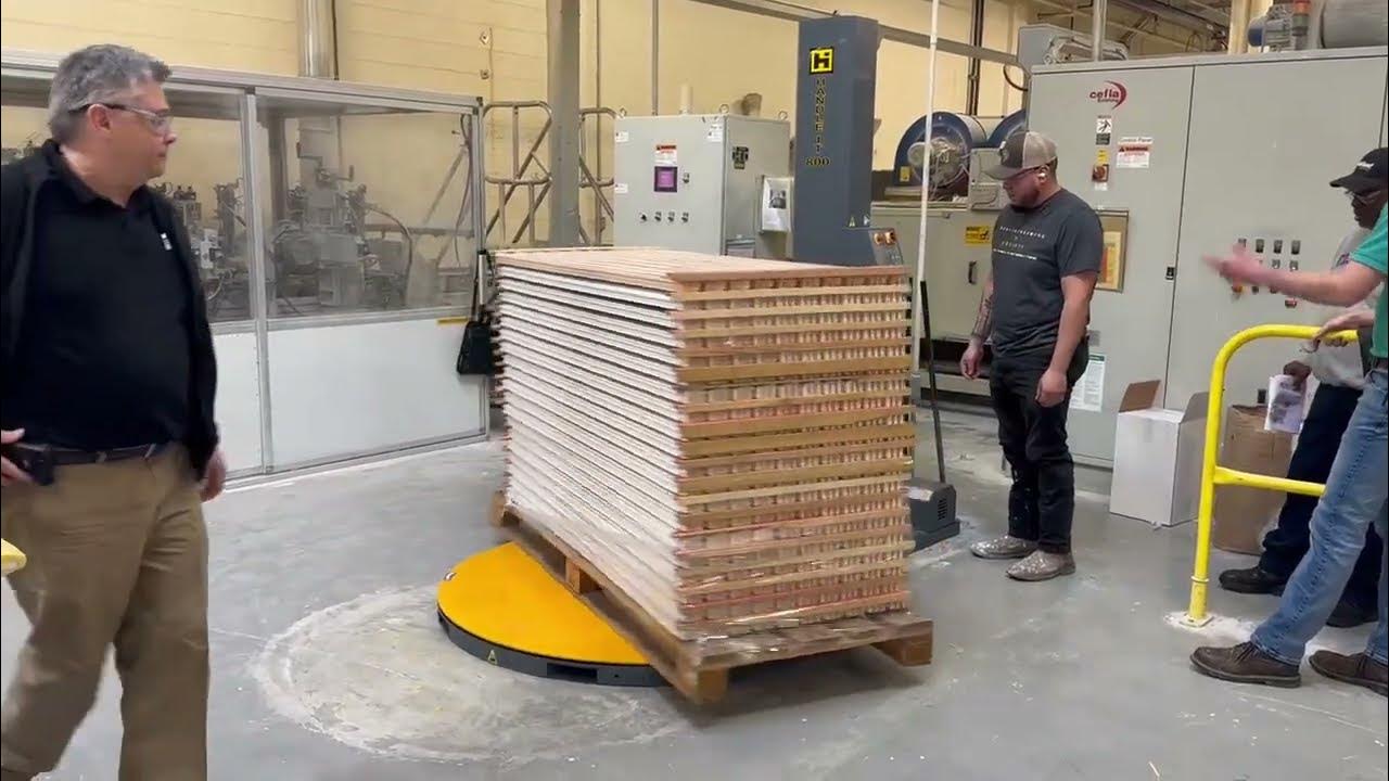 Model 800 wrapping long pallets 72'' x 32'' - YouTube