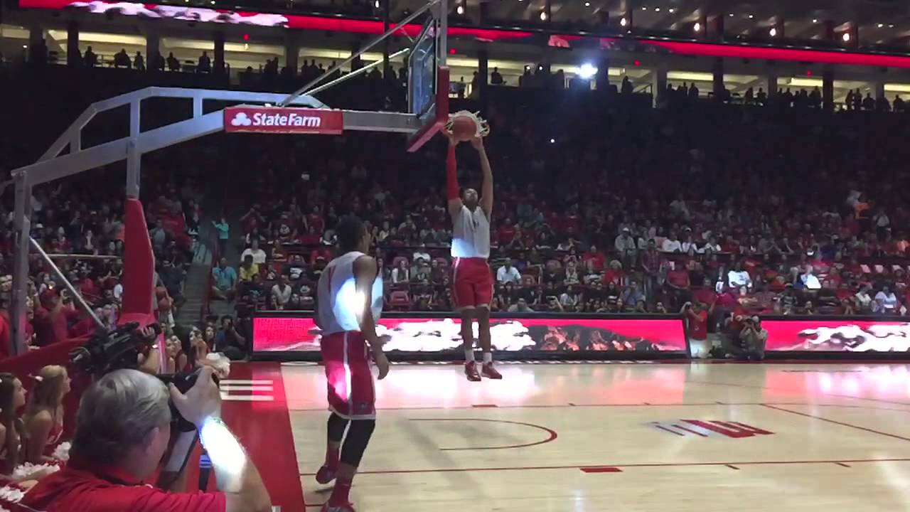 Lobo basketball: Xavier Adams dunk (first round) - YouTube