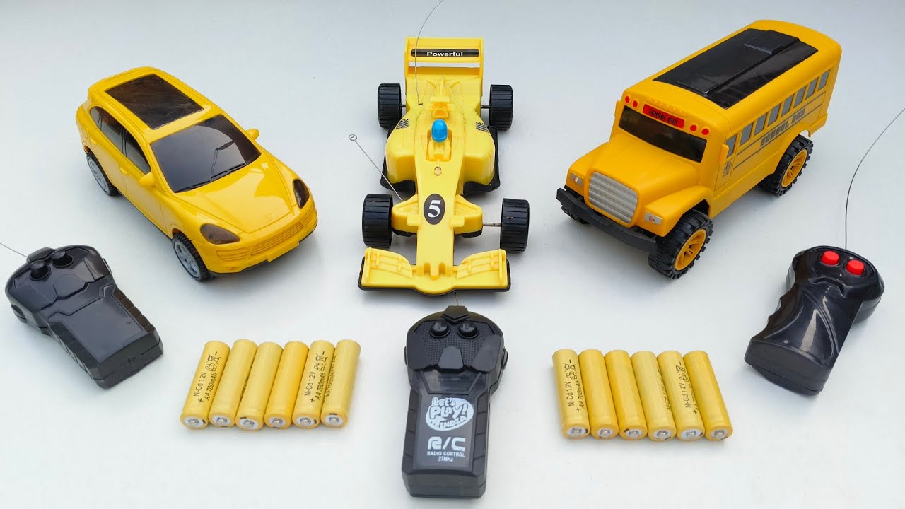 3D lighting RC school bus and sports racing RC car unboxing in testing ...