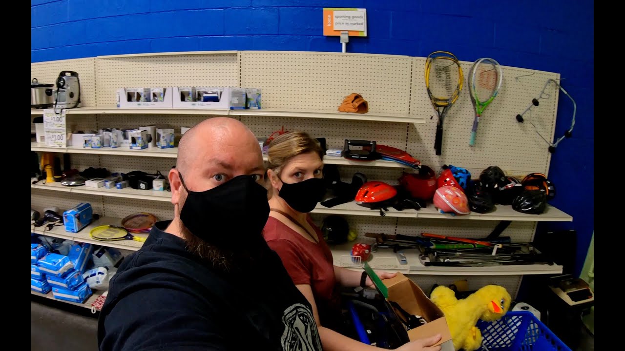 VINTAGE SHOPPING TRIP AT THE GOODWILL THRIFT SHOP - YouTube