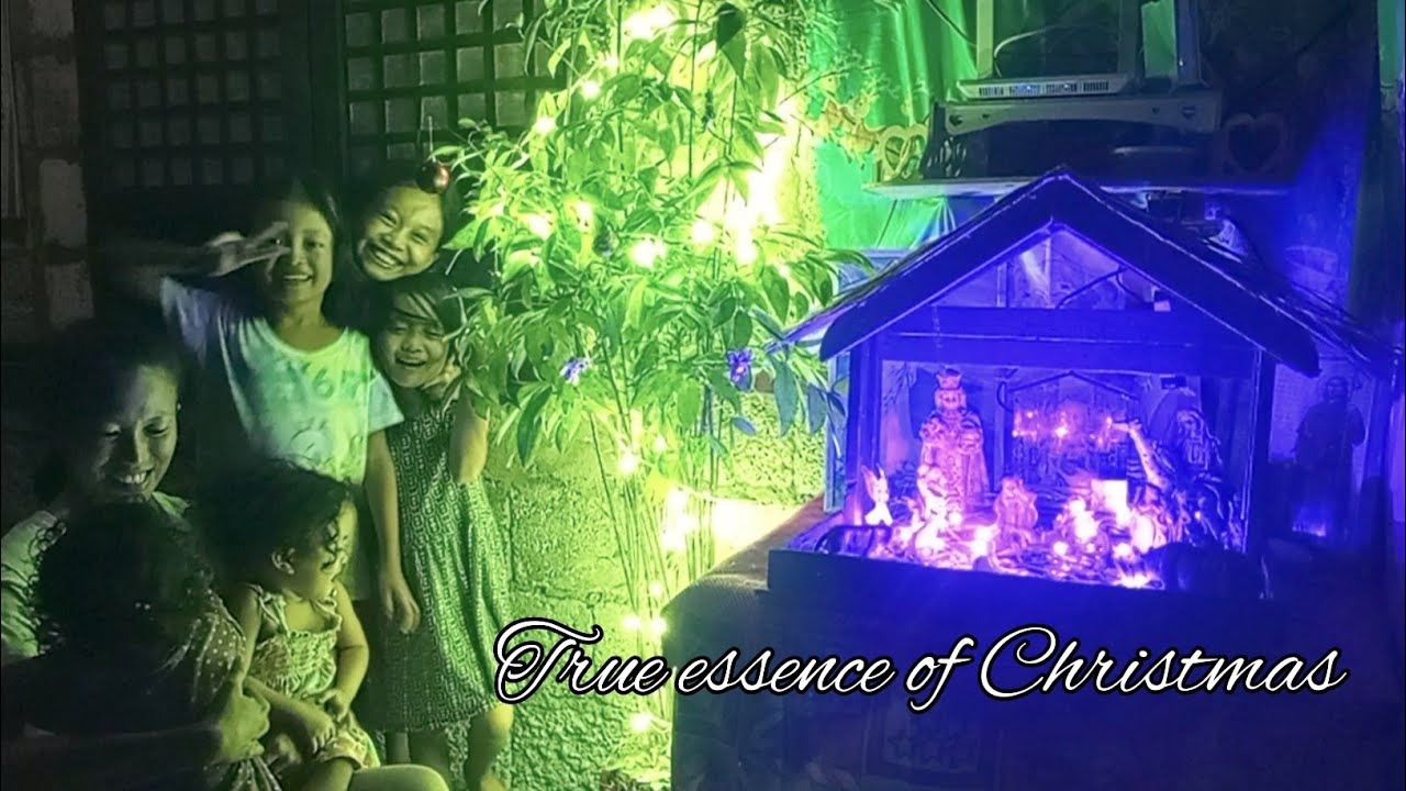 Family Tradition for Christmas : Christmas Belen - YouTube