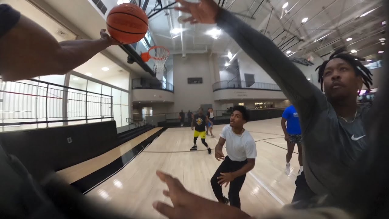 Christmas FIRST PERSON BASKETBALL!! - YouTube