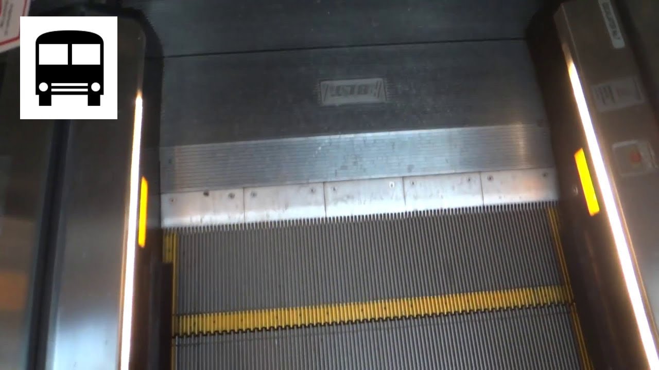 Westfield Belconnen, Canberra - Shenyang Brilliant (BLT) Escalator - YouTube