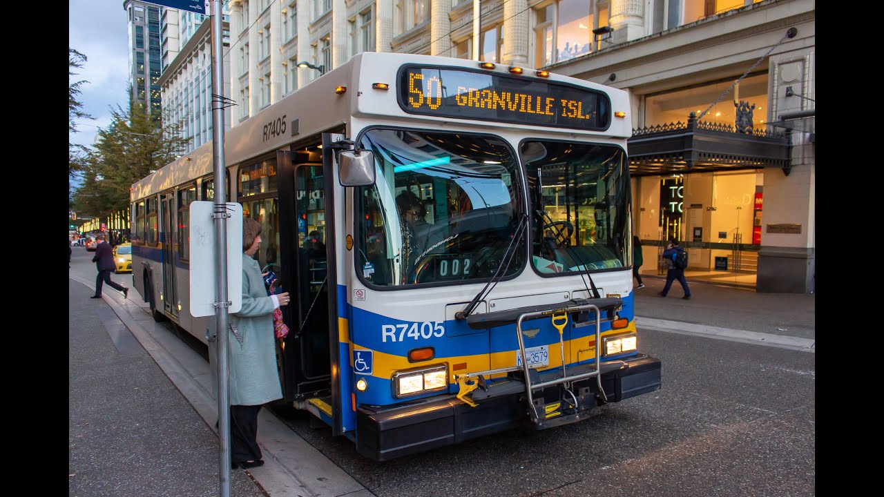 TransLink 2000 New Flyer D40LF - R7405 - YouTube