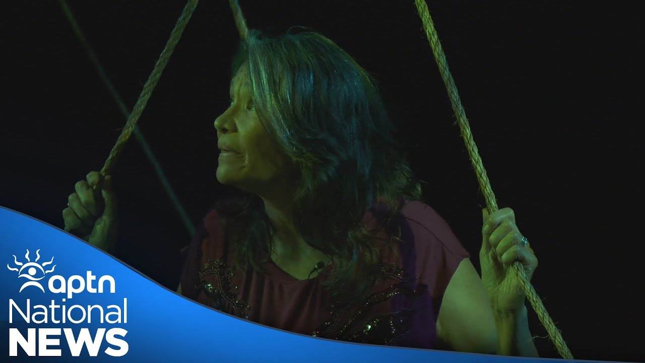 Michelle Thrush debuts solo stage show to Vancouver | APTN News - YouTube