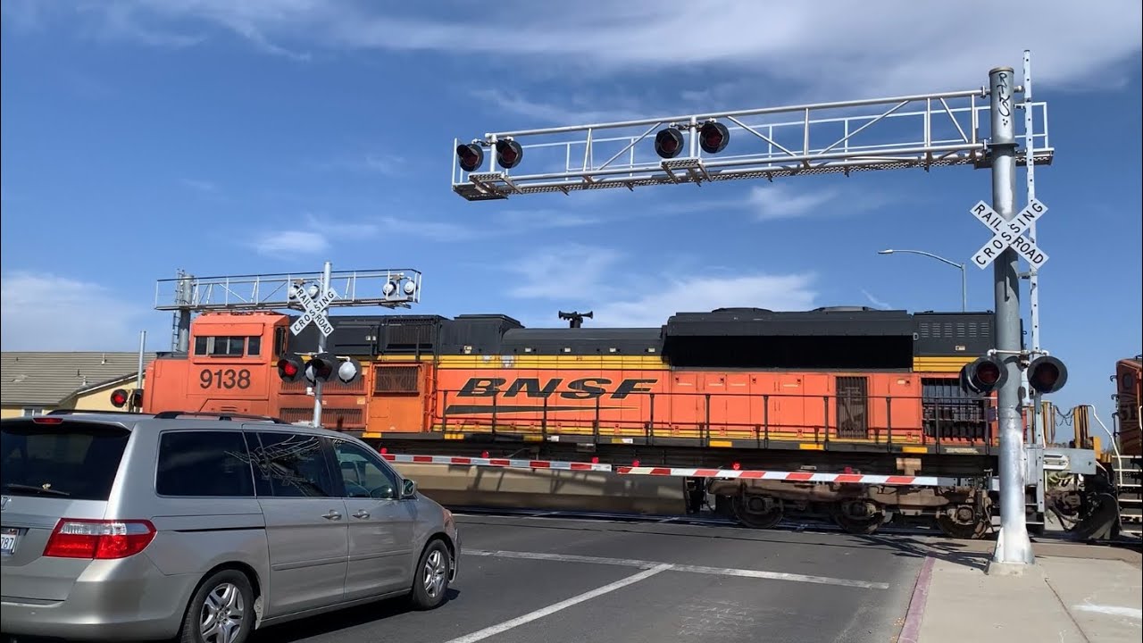 BNSF 4437 Manifest Freight Train South - E. Swain Road Railroad ...