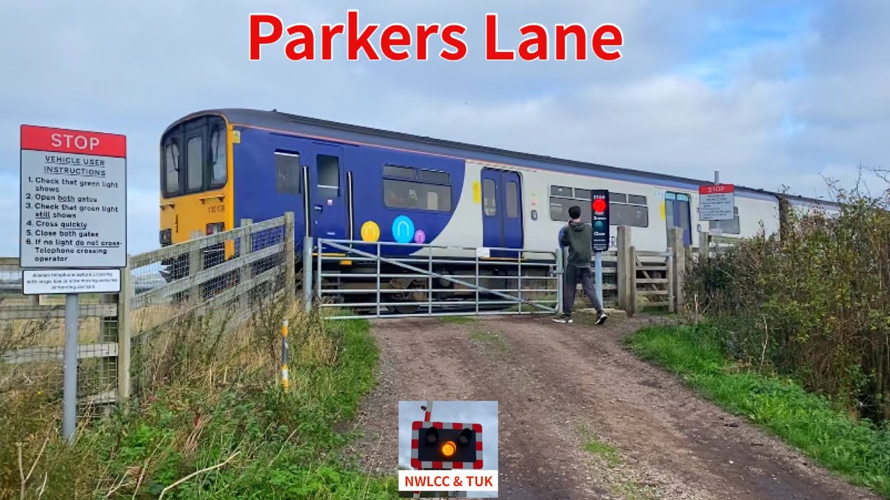 Parkers Lane (User-Worked) Level Crossing, Lancashire - YouTube