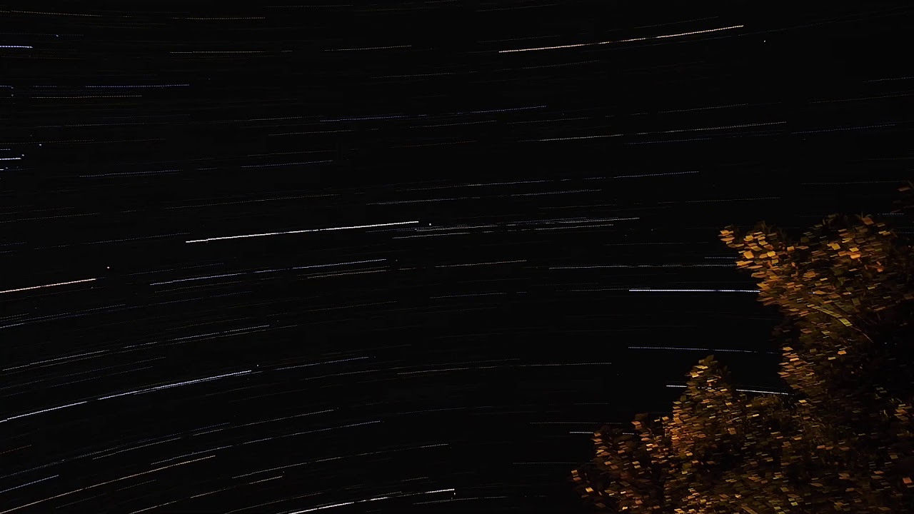 Star Trail facing North from Auckland New Zealand - YouTube