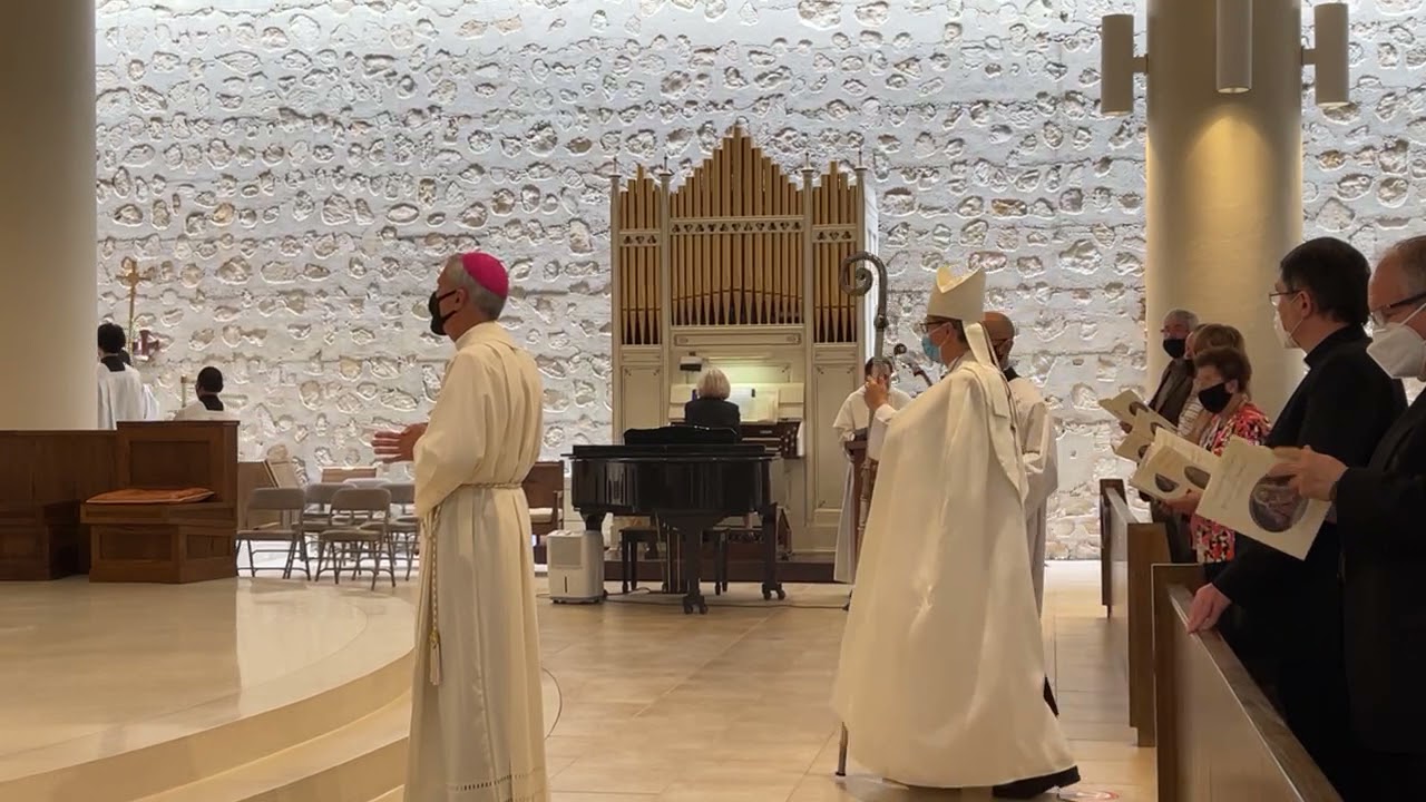 Vespers for Bishop Gary Janak at Assumption Seminary - YouTube