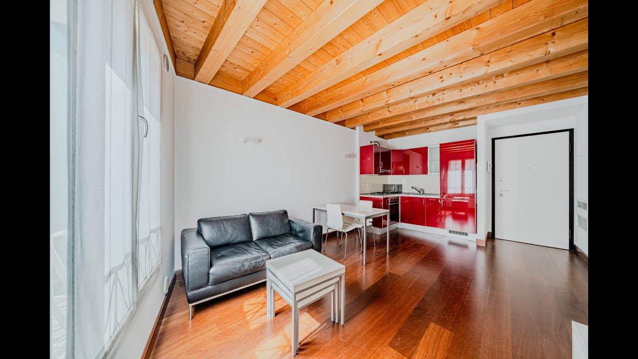 Elegante mini con garage nel Quartiere Latino - YouTube