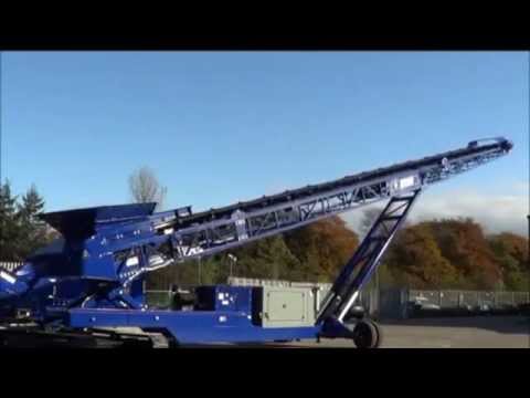 Edge Radial tracked stacker - YouTube
