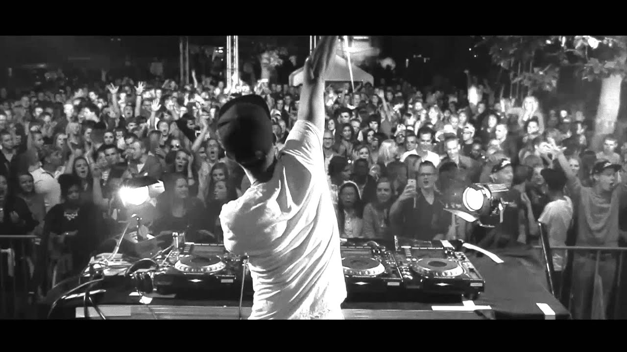 W&W & Headhunterz - Shocker (Teaser Video) - YouTube
