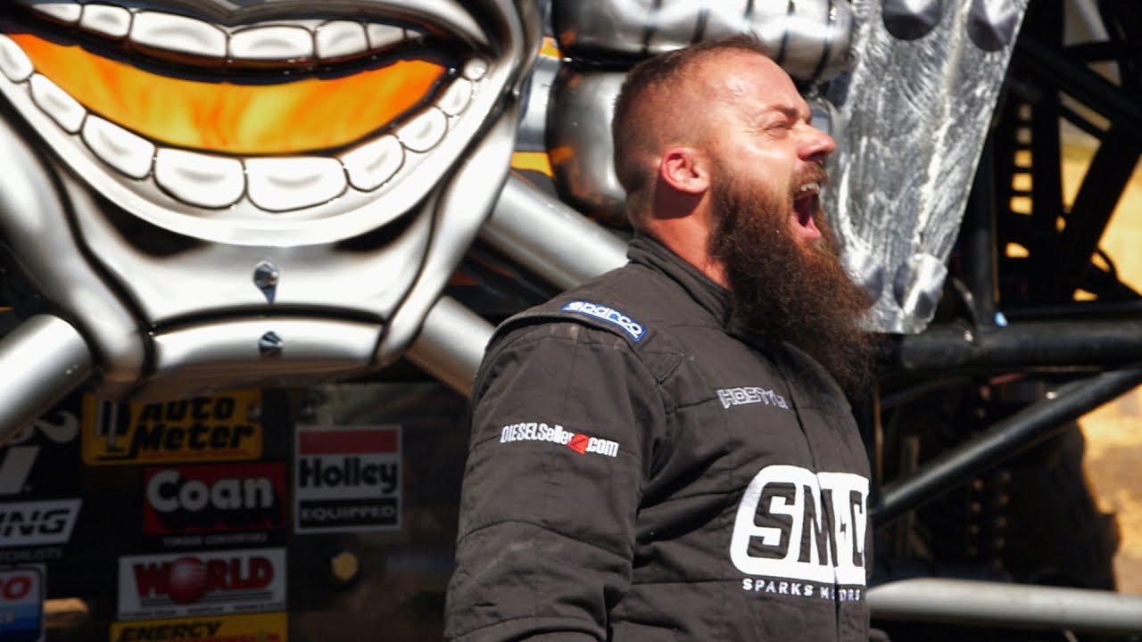 Watch Heavy D Get Some Serious Air In The Monster Truck Max D | Diesel ...